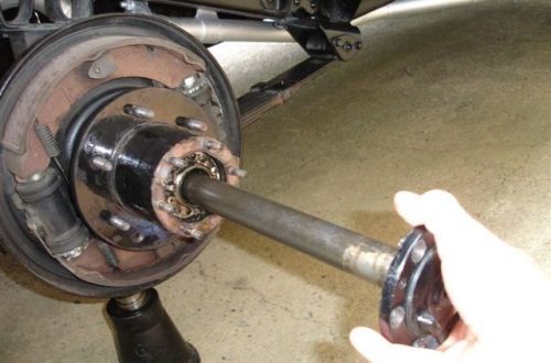 Axle Shaft Seal vs Wheel Seal | Lugnut4x4